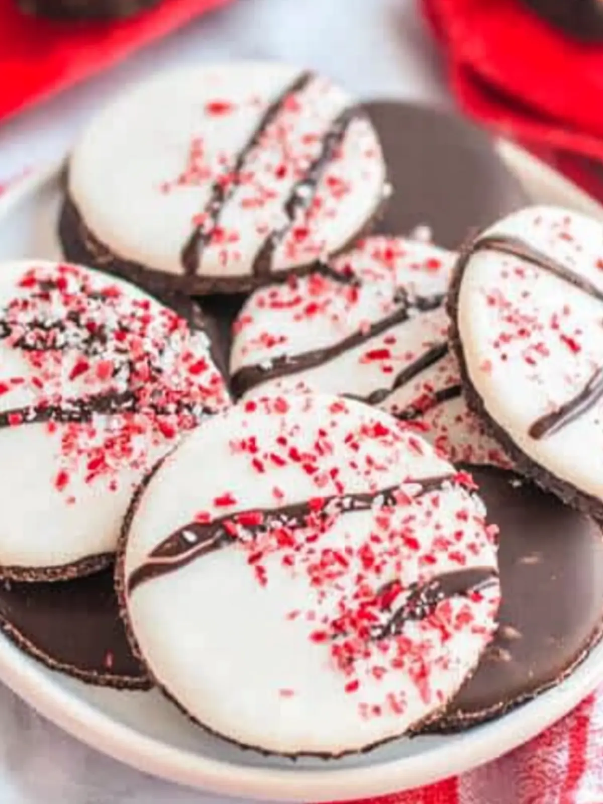 Indulge in Peppermint Chocolate Shortbread Cookies Bliss - Quickest Recipes